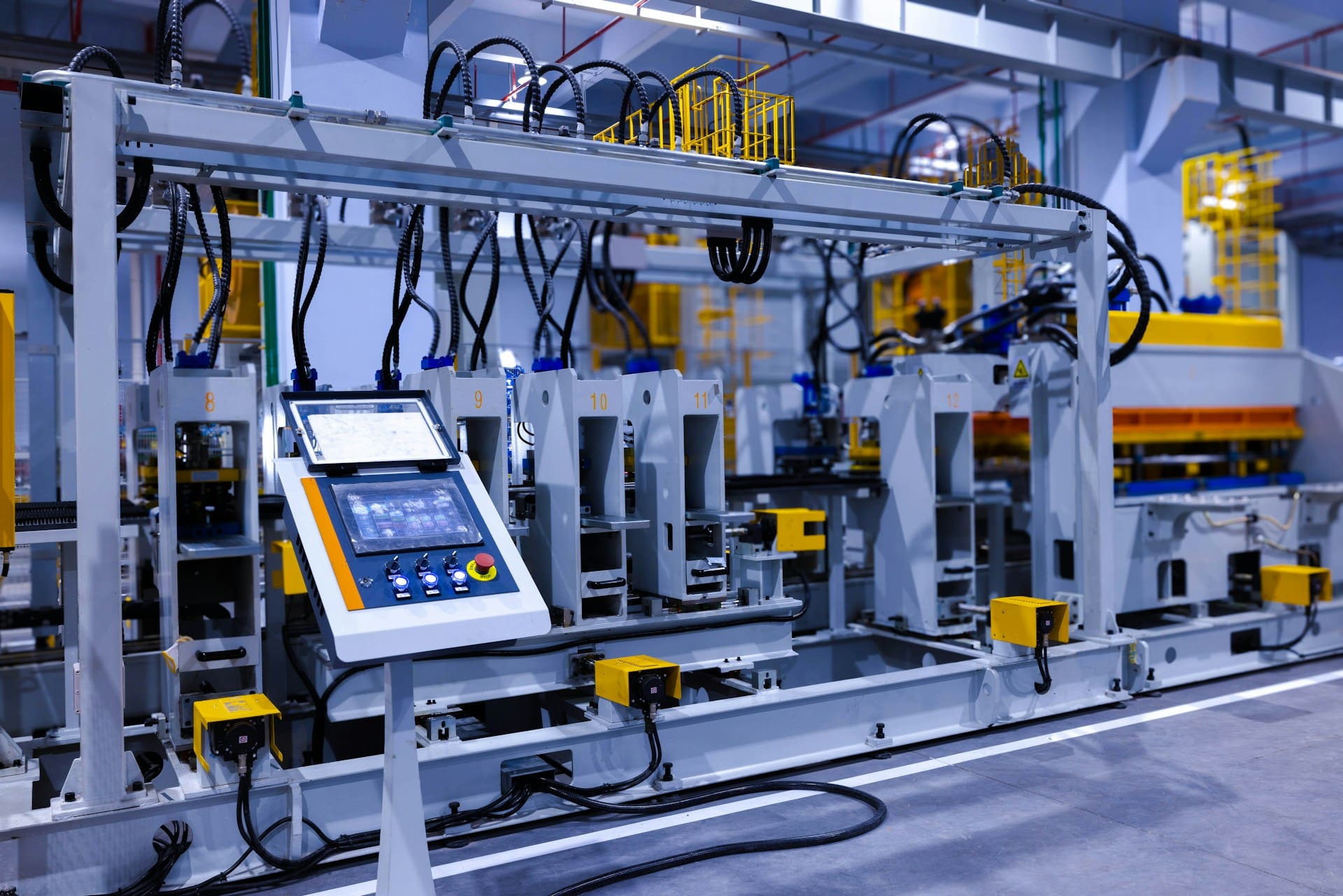 Addressing Workforce Shortages in Manufacturing and Distribution | SWK ... Addressing Workforce Shortages in Manufacturing and Distribution | SWK ...